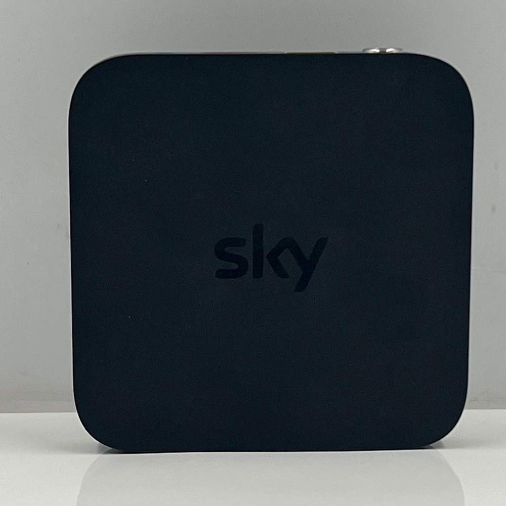 Pre-owned SKY GLASS MULTI ROOM STREAMING PUCK MODEL IP061-EF-ANT WITH ...